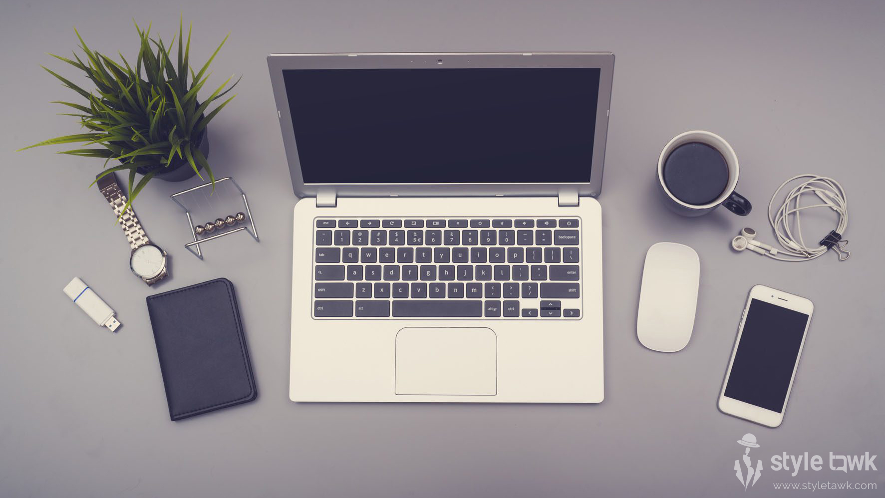 Organize Your Work Desk In 3 Simple Steps - StyleTawk